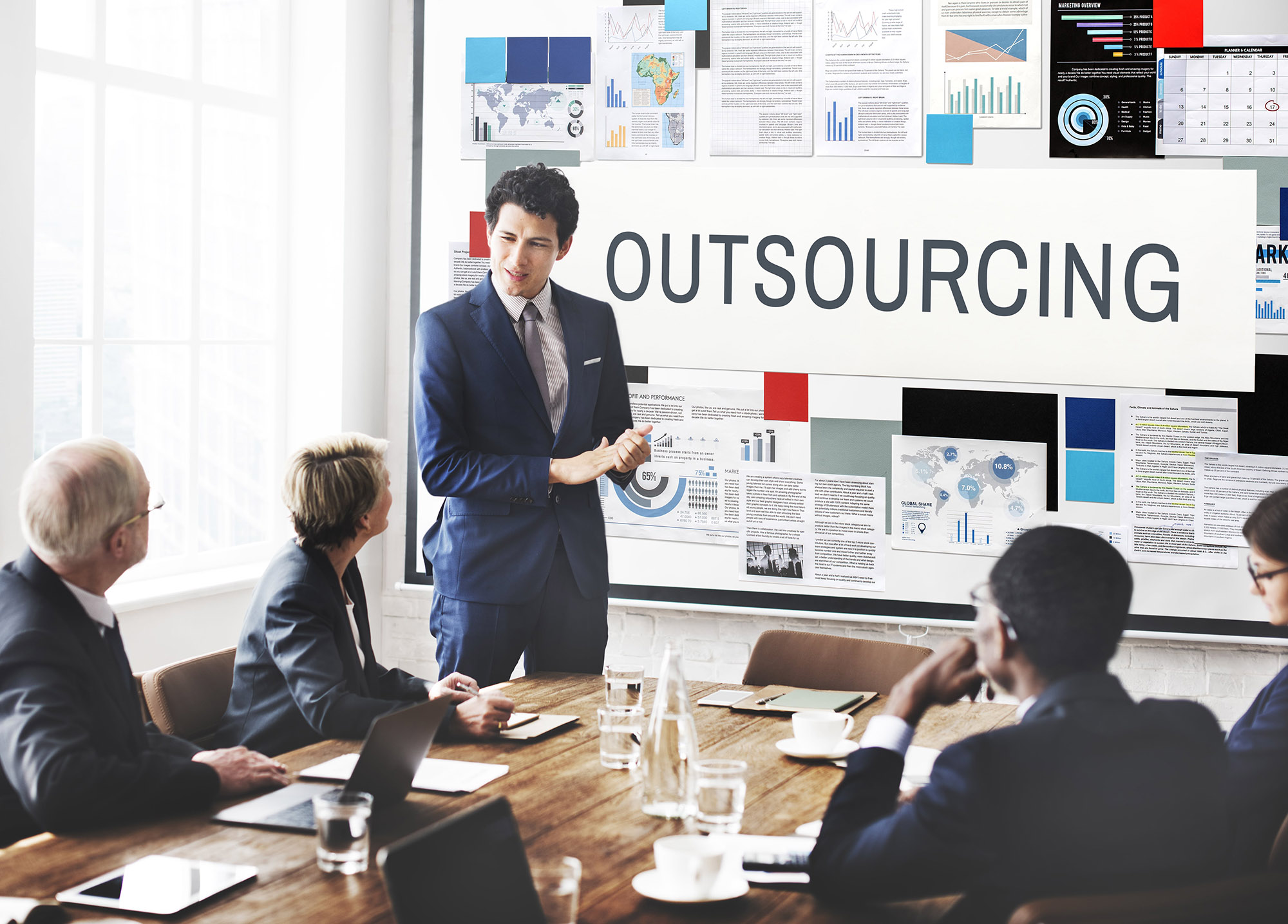 The Cost of Outsourcing to the Philippines | DBOS